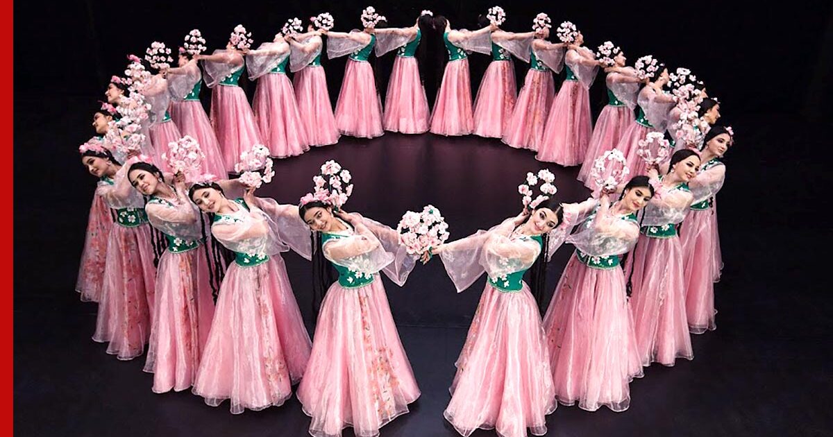 Легендарный узбекский ансамбль "Бахор" выступит в Москве 5 июня