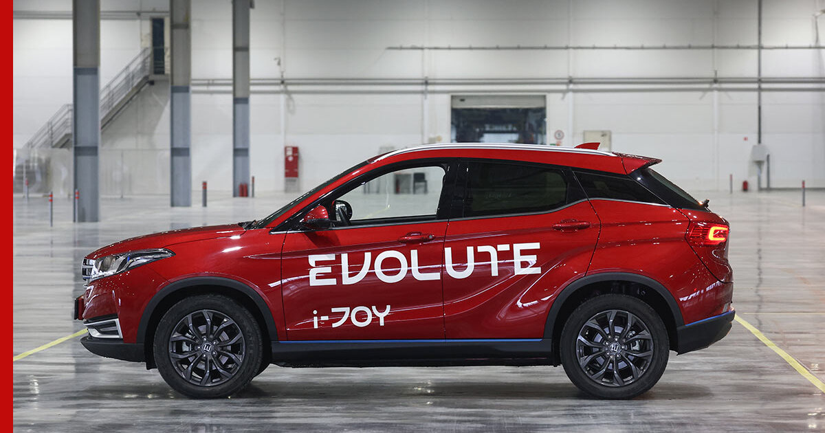 Российский Evolute начал производство электрокроссоверов i-Joy
