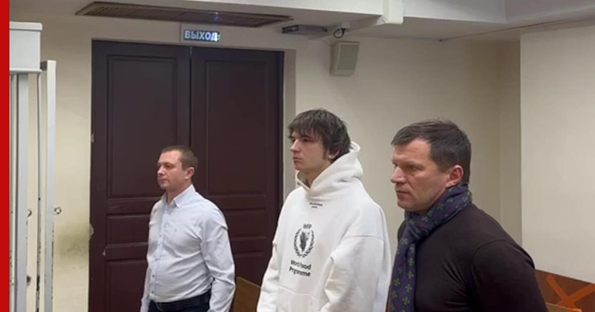 Рэпер Vacio получил 15 суток после "голой вечеринки": кого еще заметили ...